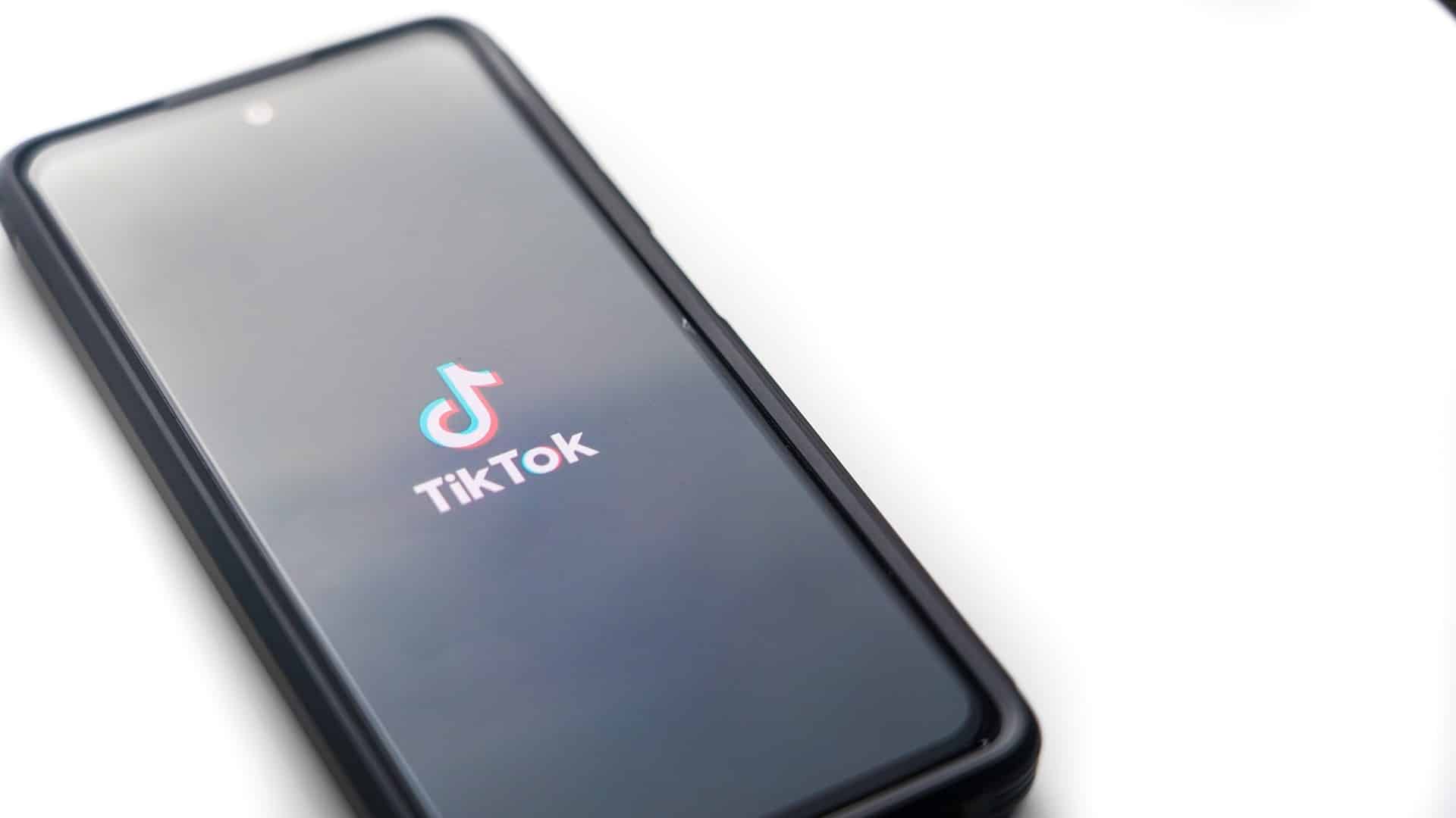How To Use Two Effects on TikTok Videos - AdvertiseMint
